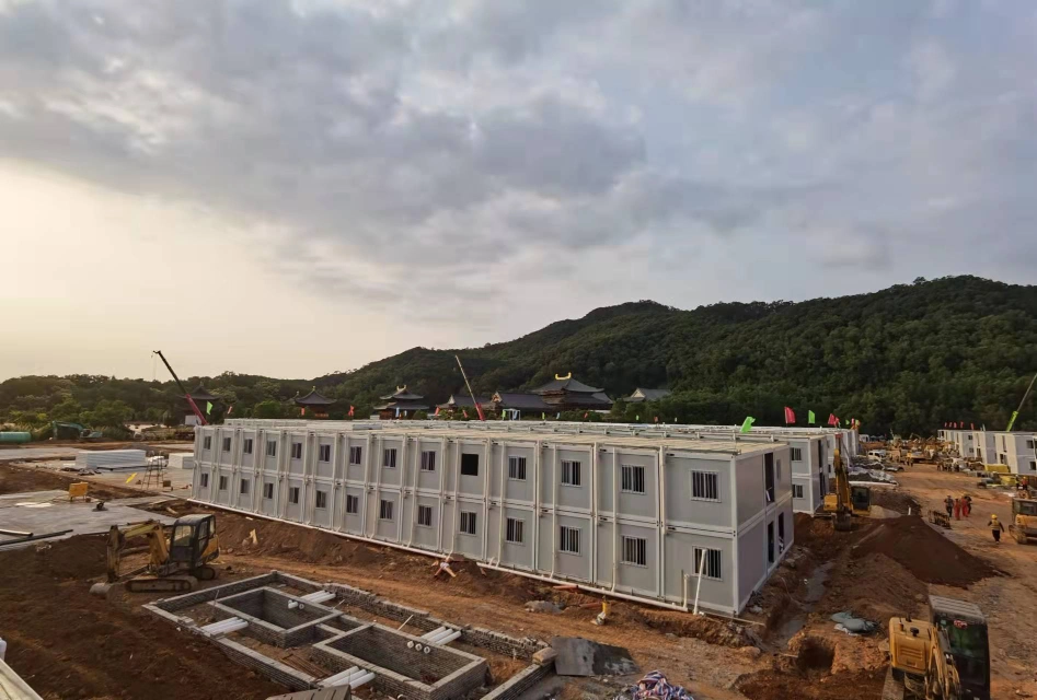 Modular Camp Buildings for Construction, Disaster Relief, and Military Use